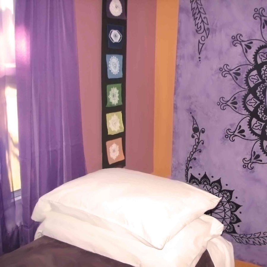 Healing Room, Facilities | Clayhut